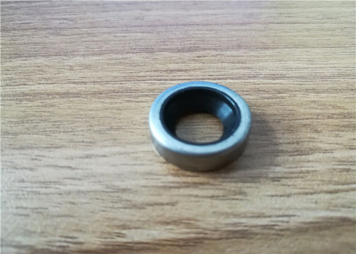 e Iron Ironclad Rotary Shaft Oil Seals , Small Single Lip Oil Seal ...